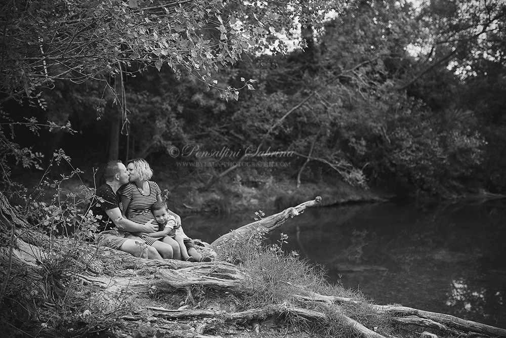 Chloé, Rémi & Tom - Séance grossesse - à la rivière %%lala%% Bylala ...